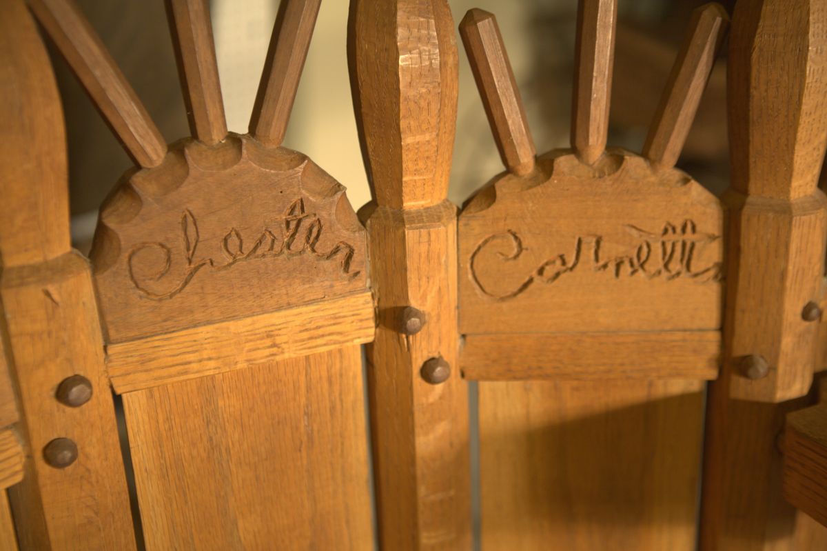 Chester Cornett: Retracing the methods of his cursive letter carving ...