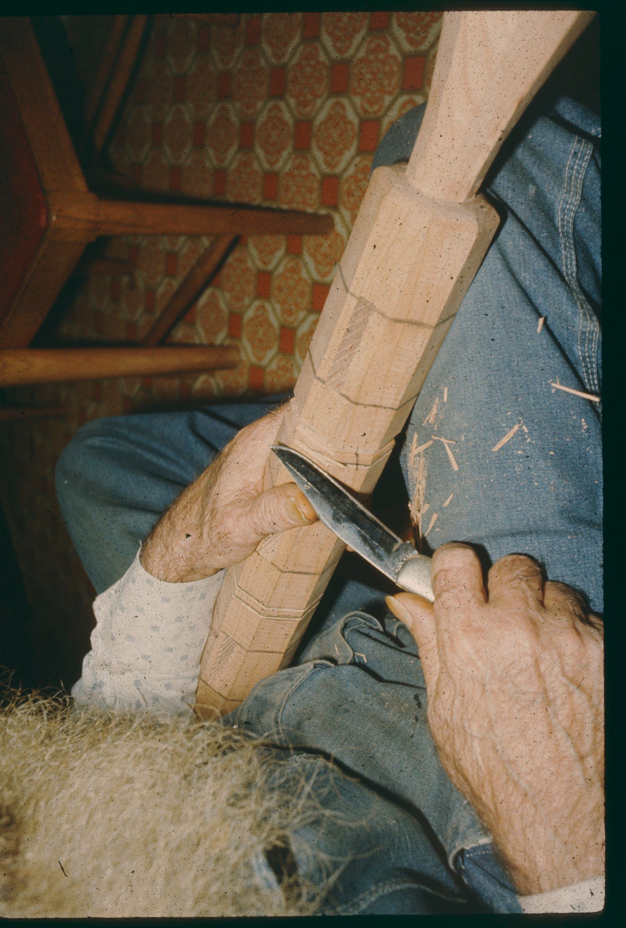 Chester Cornett: Retracing the methods of his cursive letter carving ...